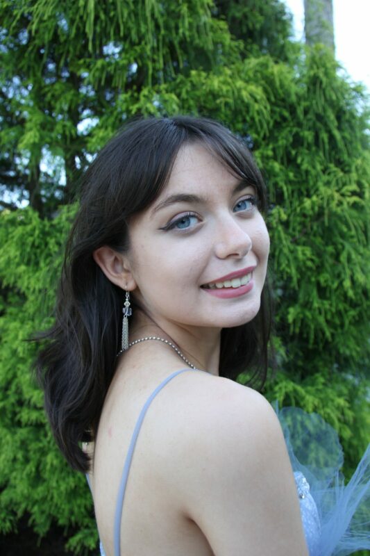 "Ties that Bind" Art Exhibit Showcases Mother-Daughter Duo Crystal and ...